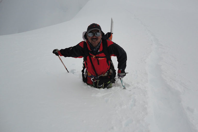 The people from the East: the Sherpas of Everest - Himalayan Glacier